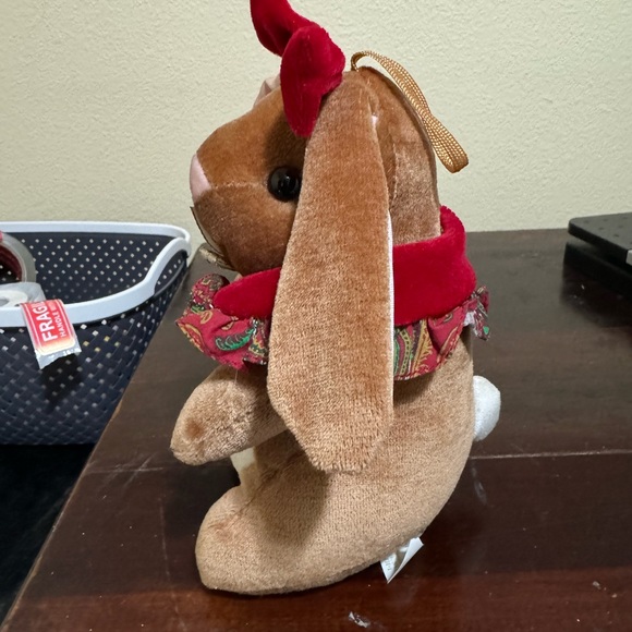 Toys ''R'' Us | Holiday | Vintage Velveteen Rabbit 985 Toys R Us Plush ...